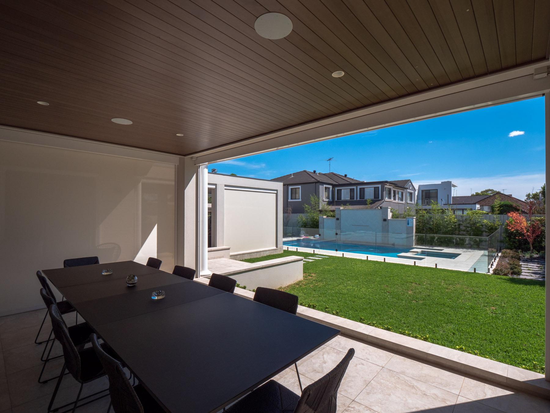 Outdoor Automation & Motorisation | Mansours